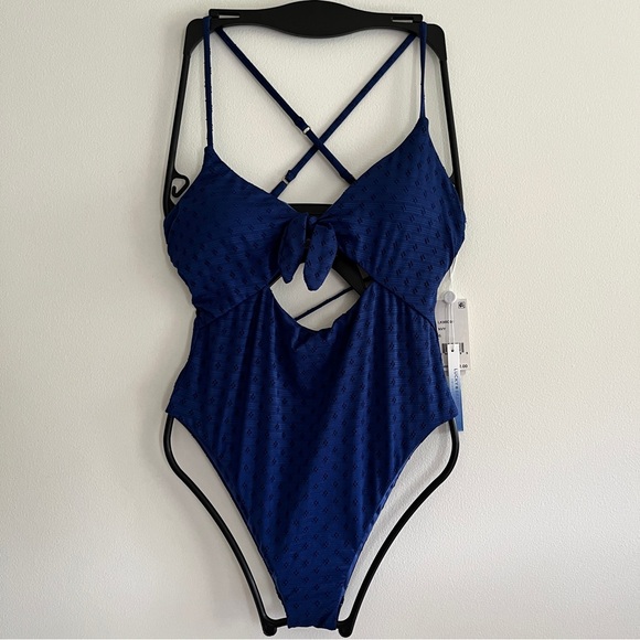 Lucky Brand | Swim | Nwt Lucky Brand Eyelet Keyhole Bow Tie One Piece ...